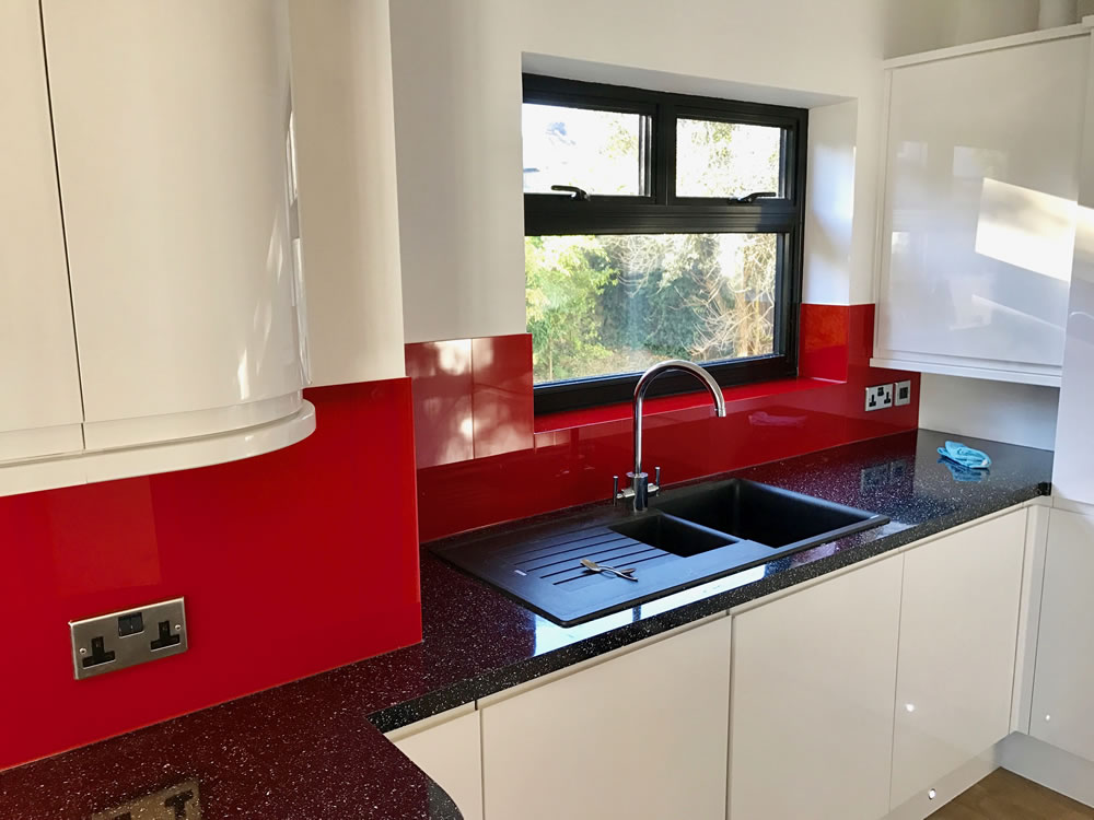 UK Splashbacks | Red Splashbacks